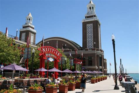 Navy Pier Chicago Illinois Great Lakes Cruises