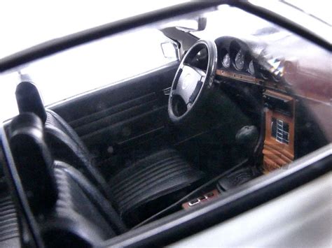 Kk Scale Models 1 18 Mercedes Benz 500 Slc 6 0 Amg C107 1985 Five Diecast