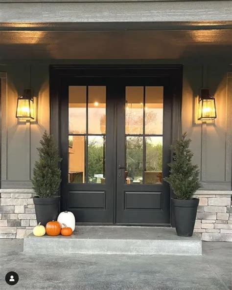 The Versatile Benjamin Moore Kendall Charcoal Color