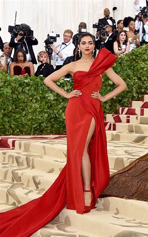 Deepika Padukone Met Gala Looks 3 Times Deepika Padukone Gave Us Epic