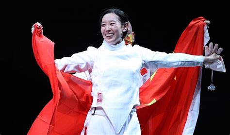 霸气侧漏孙一文世界大赛我没拿过银牌 所以进决赛就觉得稳了 哔哩哔哩