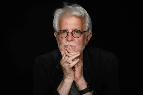 Jaunimo Teatras Pradeda Sezoną Režisieriaus K Lupos Spektaklio Pagal Th Manno Romaną „užburtas