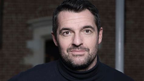 Arnaud Ducret Dresse Un Autoportrait Familial Irrésistiblement Drôle Dans Thats Life” Ici