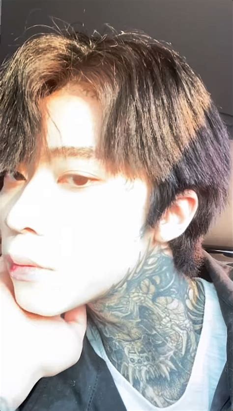 Begoneunder Edgy Hair Actor Model Pastel Aesthetic