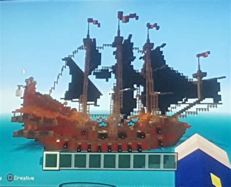 Minecraft Creeper Pirate Ship