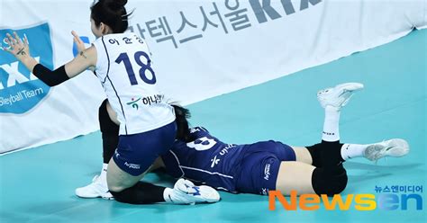 이윤정 임명옥 볼에 대한 대단한 집념 포토엔hd