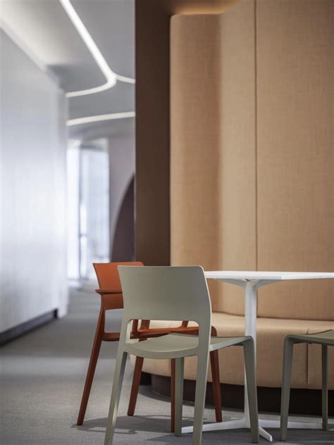 Arper Fred Tables With Aluminium Base Arper Gb