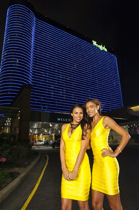Royal Flush Girls Jennifer Rivera And Bijon Hill Wpt Borgata Flickr