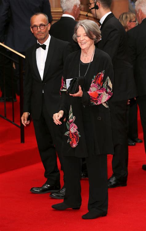 A Tribute To Maggie Smith And Downton Abbeys Dowager Countess