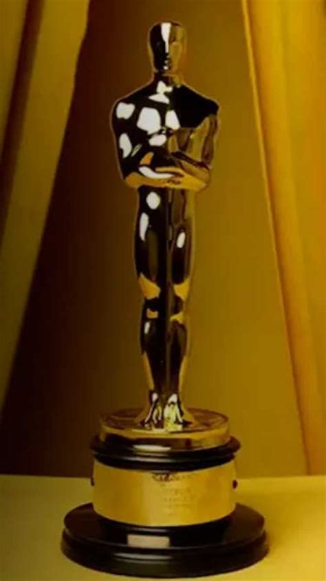 गोल्डन ट्रॉफी के साथ Oscar जीतने वालों को मिलता है शानदार गुडी बैग
