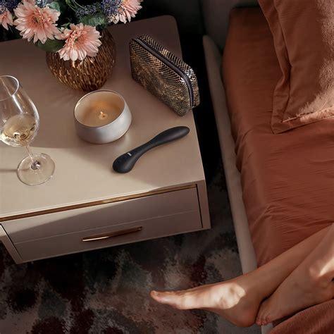 Cerē Spellbound Stimulator Physician Designed Oral Sex Simulator Toy