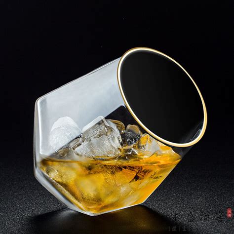 Hexagonal Diamond Shaped Whisky Glass Moshi Cellar 木盛酒窖