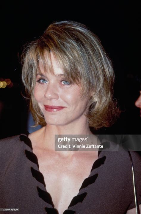 American Actress Susan Dey Wearing A Black And Grey Outfit Attends News Photo Getty Images