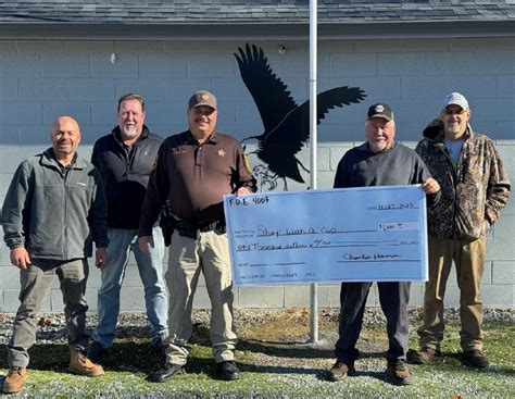 Local Eagles Chapter Boosts Shop With A Cop Program The Enterprise