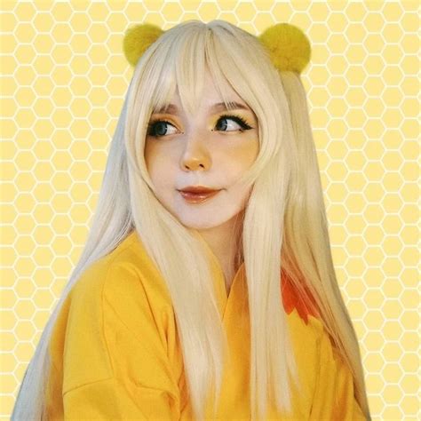Pin By Leah Buckler On Sakura Cute Cosplay Cute Girls Aesthetic Girl