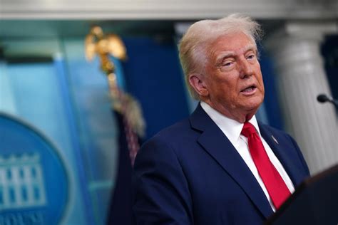 Un Segundo Juez Federal Bloquea La Orden De Trump De Congelar Las