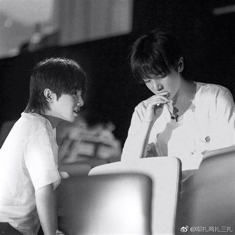 Pin By Sagi On Hua Chen Yu Concert Couples Idol