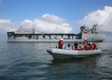 Expeditionary Seabase Uss Hershel Woody Williams Deploys For Africom