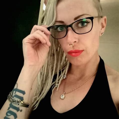 Lis Van Den Akker Lisvandenakker • Threads Say More