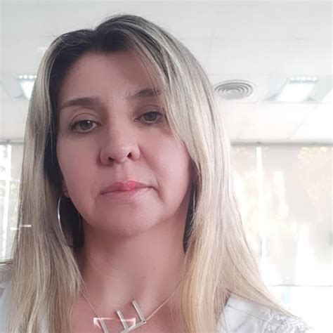 Estela Vargas Youtube