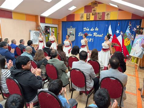 Ceremonia En PalguÍn Bajo DestacÓ Compromiso Municipal Con La EducaciÓn En PucÓn Website De La