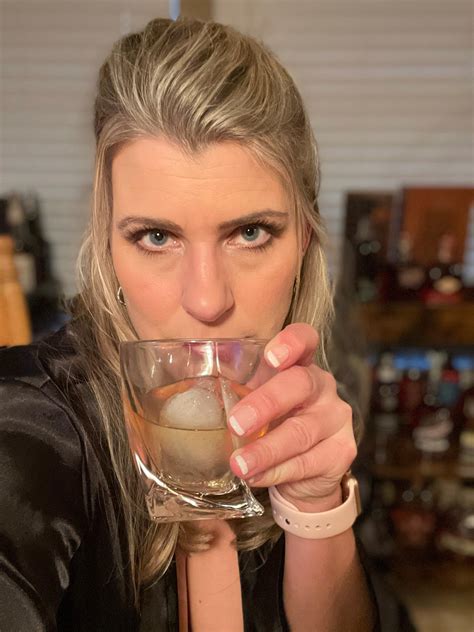 Cheers To The Weekend R Cougars And Milfs Sfw