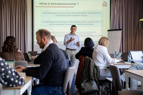 Mba8 Algebramba Entrepreneurship Ivan Bucić