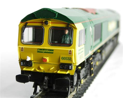 Bachmann Branchline 32 732 Class 66 66532 P And O Nedlloyd Hattons