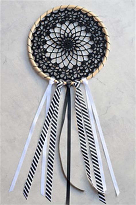 Ravelry Dream Catcher Pattern By The Loopy Stitch