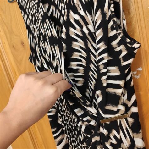 کمدا قیمت و خرید تاپ کلوین کلین اصل رنگ مطابق عکس