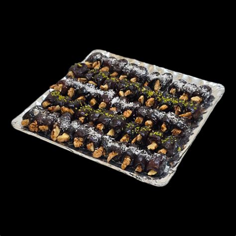 حلوا و خرما مانی