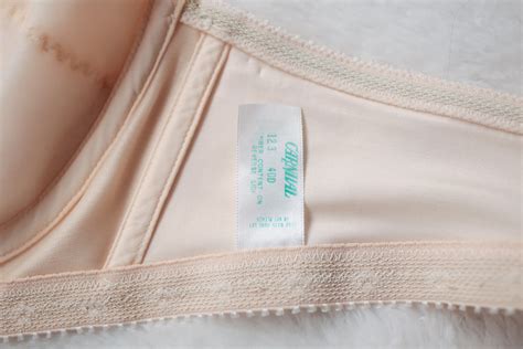 Carnival 40d Retro Full Coverage Strapless Lightly Lined Satin Bra Ivo