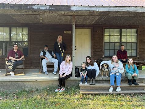 Only 6 Days Until Christmas Phyllis Robertson Thomas Facebook