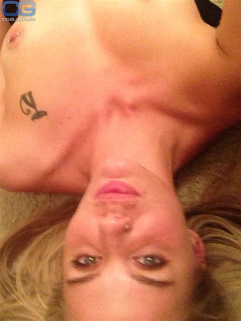 Alice Haig Nude Pictures Onlyfans Leaks Playboy Photos Sex Scene