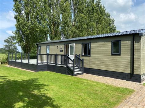 Luxury Holiday Homes At The Pines Plassey North Wales