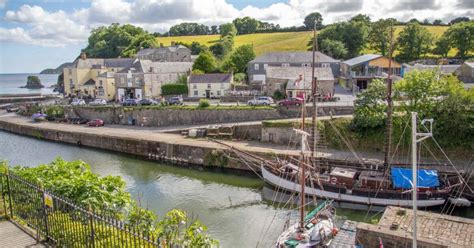 The Tiny Uk Town Home To Some Of Britains Best Pubs Travel News Travel Uk