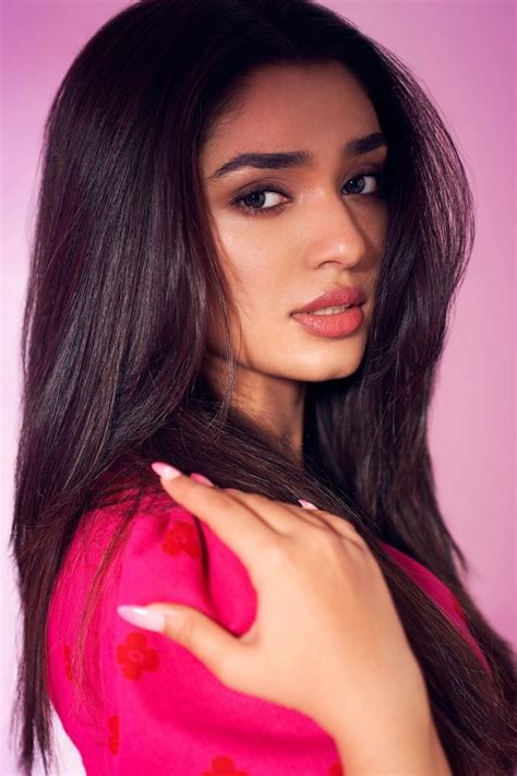 Dude On Twitter Krithi Shetty 💗 Lmadegftm1 Twitter