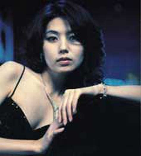 Lee Eun Joo Scarlet Letter