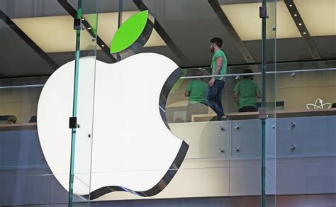 Apple рассказала, насколько безопасна ее продукция | AppleInsider.ru