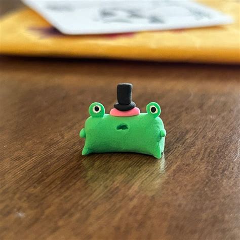 Miniature Ghost Candy Apples And Slightly Bigger Galaxy Glitter Apples Etsy