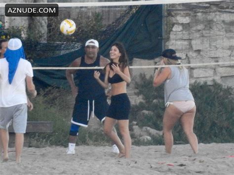 Leonardo DiCaprio His Sexy Girlfriend Camila Morrone Enjoying One Of Leo S Favorite Beach