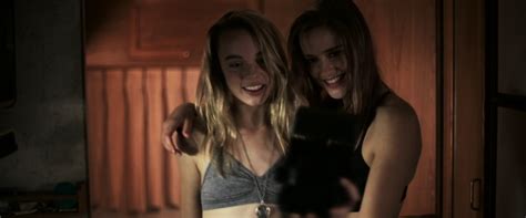 Naked Em Haine In Primal Shift