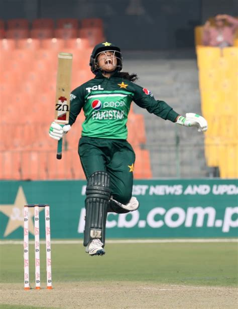Sidra Ameen Scored 176 Not Out The Fifth Highest Score In Womens Odis