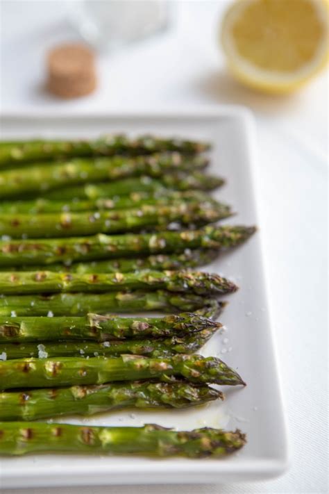 Asperges vertes grillées Recette au barbecue