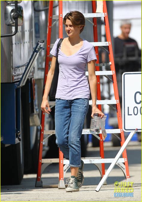 Shailene Woodley Fault In Our Stars First Set Photos Photo 2940180 Shailene Woodley