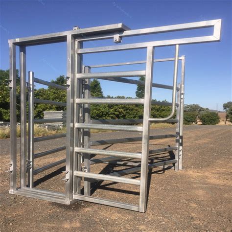 Heavy Duty Livestock Yard Equipment Cattle Corral Panels Roller Sliding
