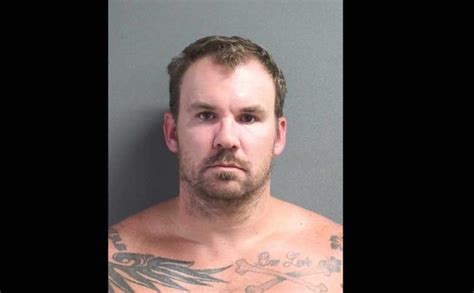 Ex Paramedic Charged With Raping Patient In Ambulance