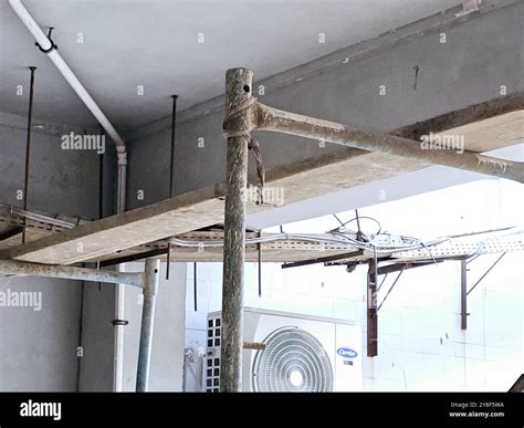 Cairo Egypt September 14 2024 A Scaffold A Temporary Structure