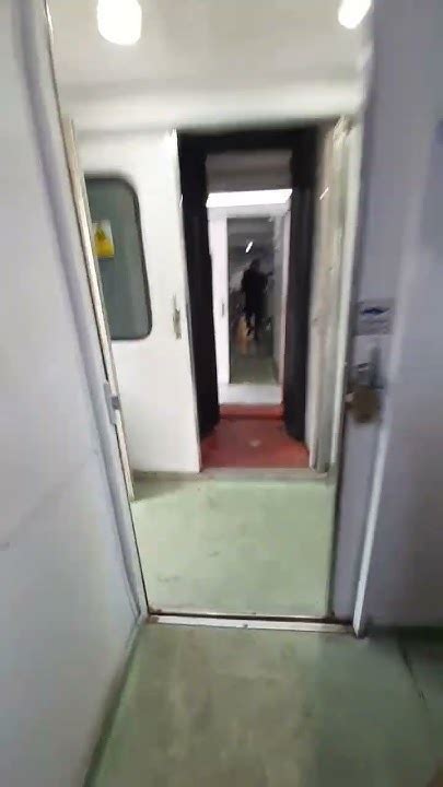 Gerbong Kagumarang Bisnis Class Keretaapiindonesia Railway Train Travel Youtube