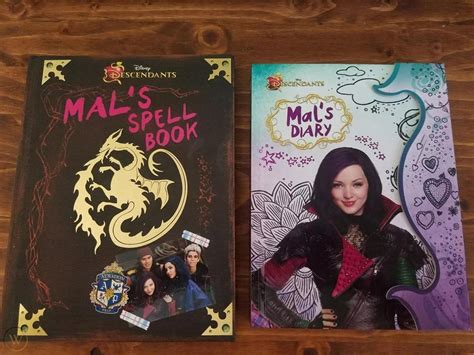 Disney Descendants Mals Spell Book Group
